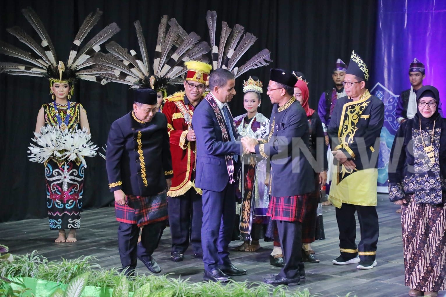 UPTD Taman Budaya Suguhi Delegasi OICCA Pentas Seni Budaya Khas Kaltim ... UPTD Taman Budaya Suguhi Delegasi OICCA Pentas Seni Budaya Khas Kaltim ...