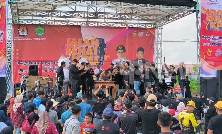 Bupati dan Wakil Ikuti Jalan Sehat Garapan KPU, Sukseskan Pemilu 2024 ... Bupati dan Wakil Ikuti Jalan Sehat Garapan KPU, Sukseskan Pemilu 2024 ...